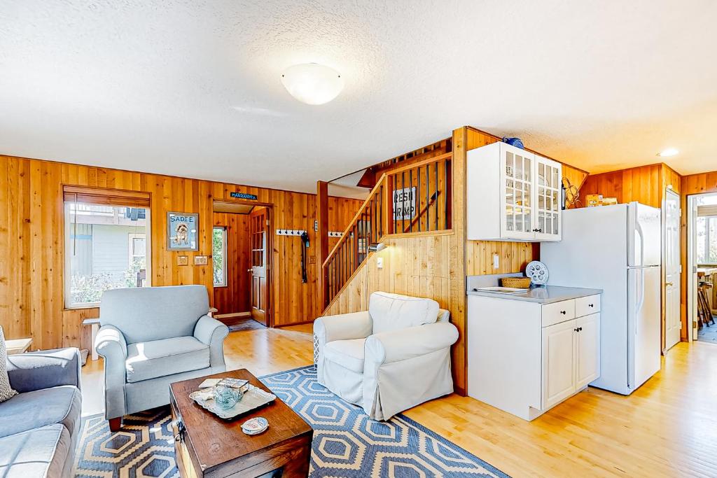 Comfy Cabin by the Sea, Nehalem (updated prices 2025)