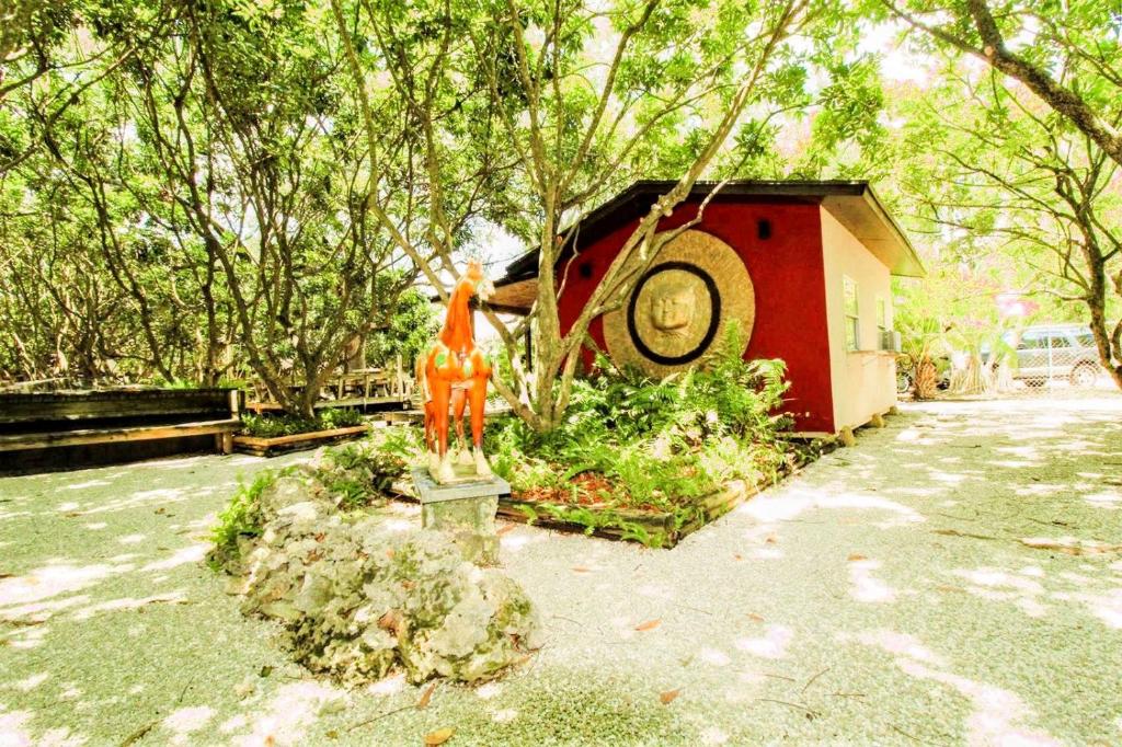 Delightful Sukiya Tiny House! Japanese Garden in Homestead, Homestead ...