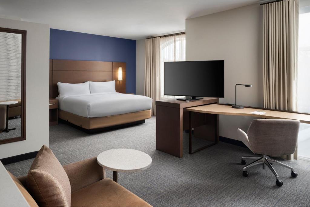 Inn at Bellefield Residence Inn by Marriott, Hyde Park (updated prices ...