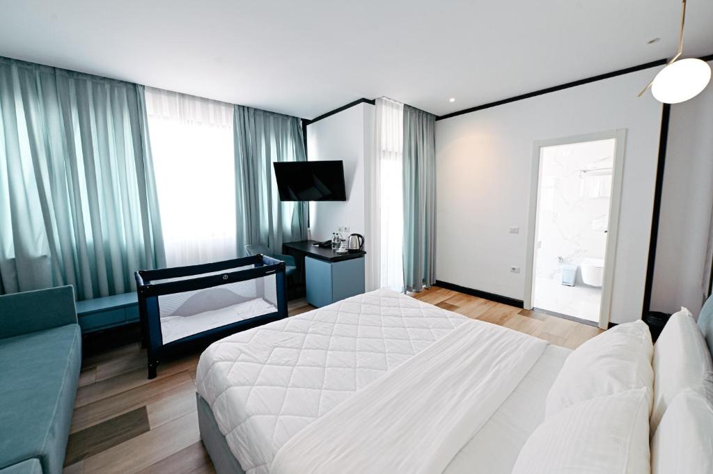 Royal G Max, Golem (updated prices 2025)