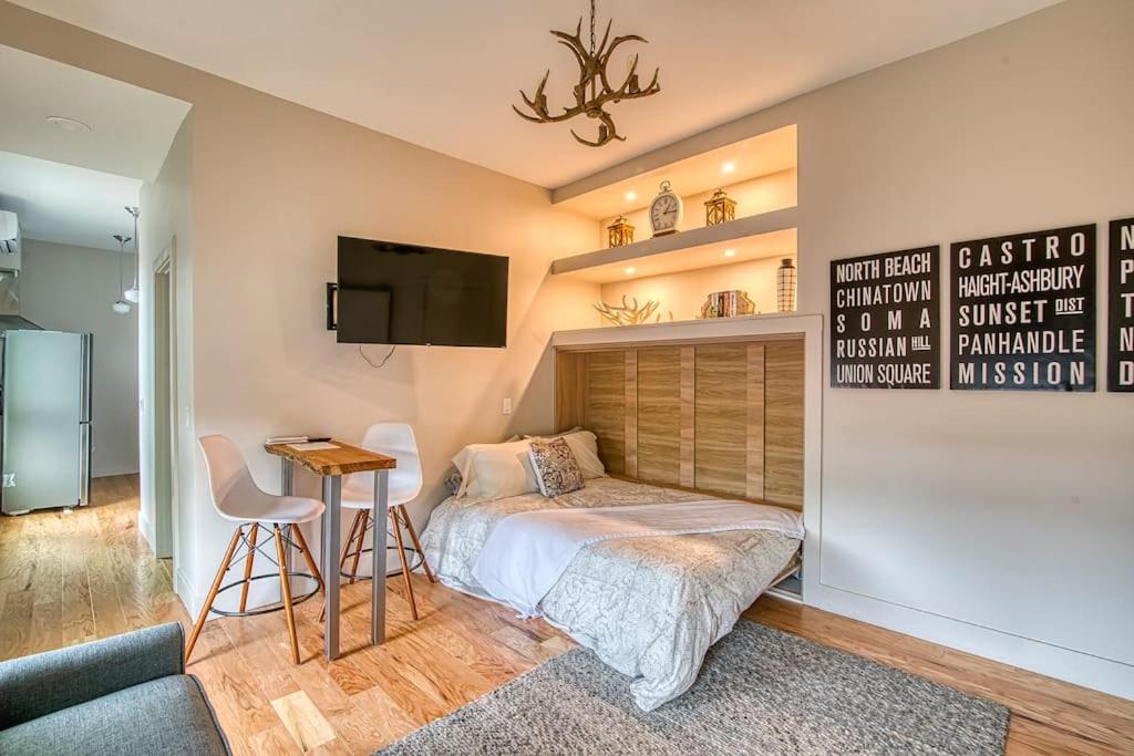 The 4M Favorite House - Stunning & Spotless Studio Apt (#2), Ann Arbor ...