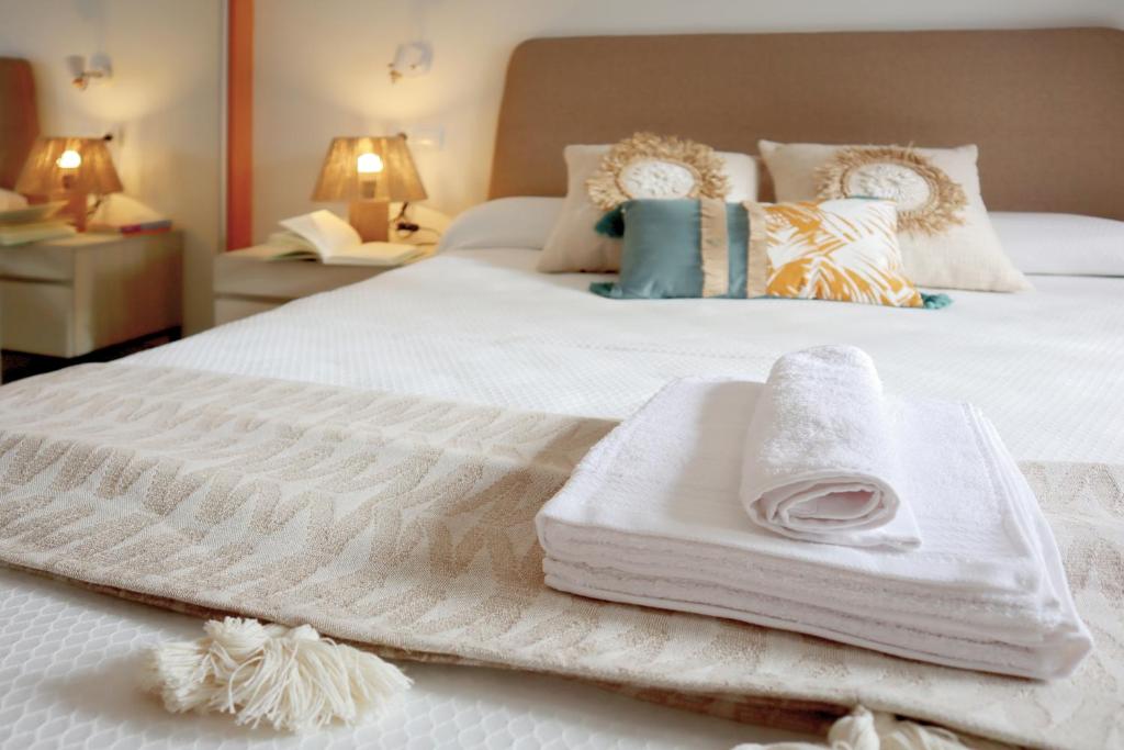 Palami Vera con terraza, WIFI 300mb, piscina y garaje privado, Vera ...