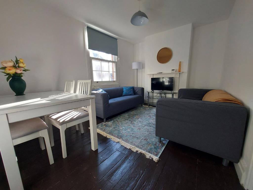 Victorian Townhouse in Exeter, Exeter (updated prices 2025)