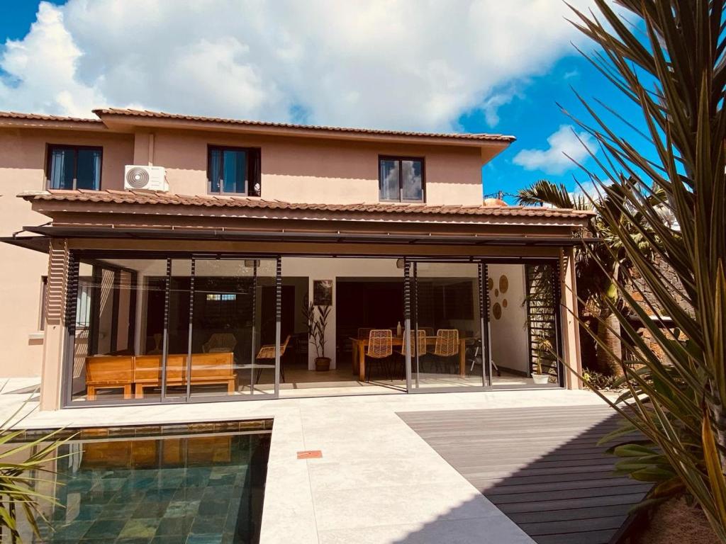 Hibiscus, Calodyne (updated prices 2025)