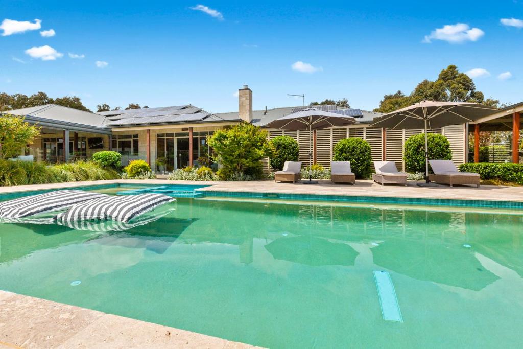 Amaroo Luxury Family Resort Mornington Peninsula, Mount Martha (updated ...
