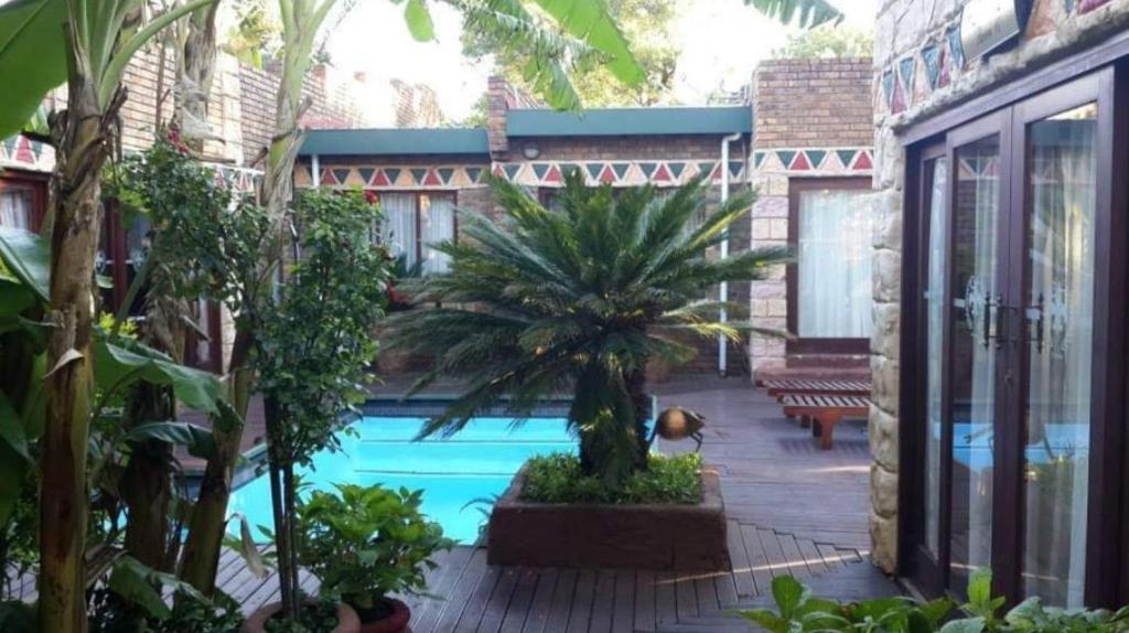 Condor House, Centurion (updated prices 2025)