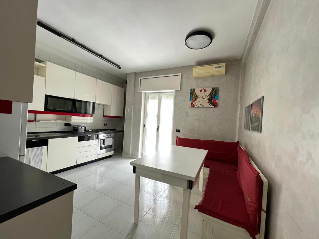 Garibaldi Plaza, Bari (updated prices 2026)