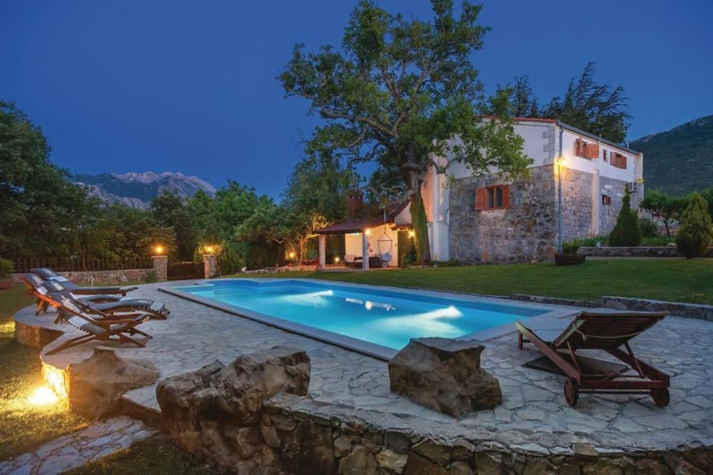 Amazing Villa In Slime, rest for mind, body and soul - Nature, garden ...