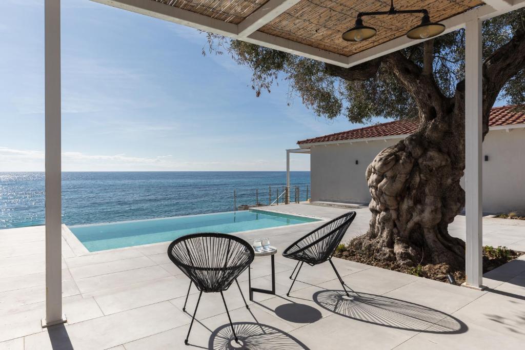 Melivia Seafront Resort, Nea Skioni (updated prices 2025)