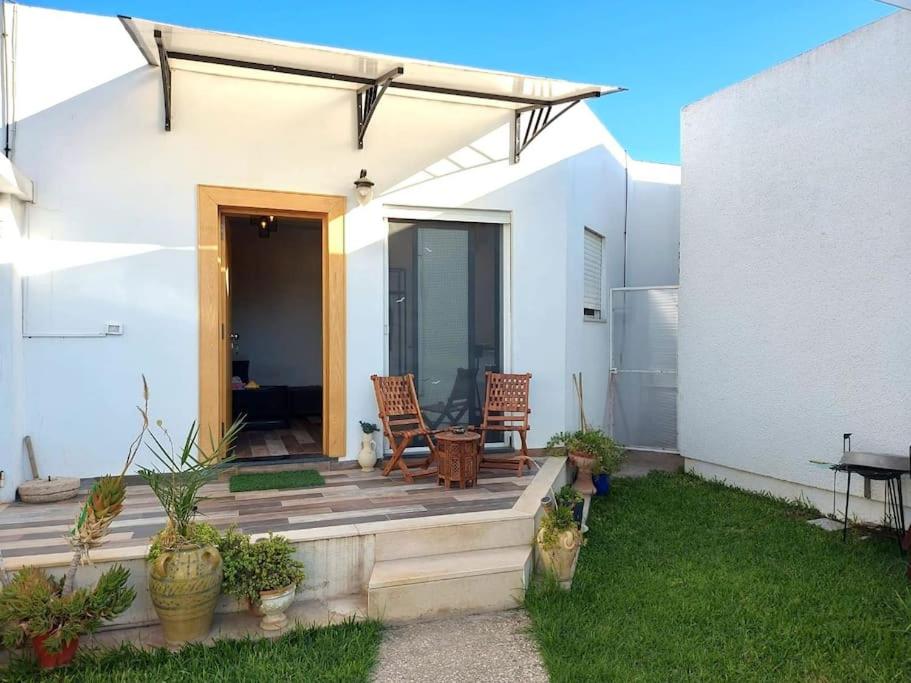 Studio KOUKOU Charmant Studio avec Jardin Privé, La Marsa (precios ...