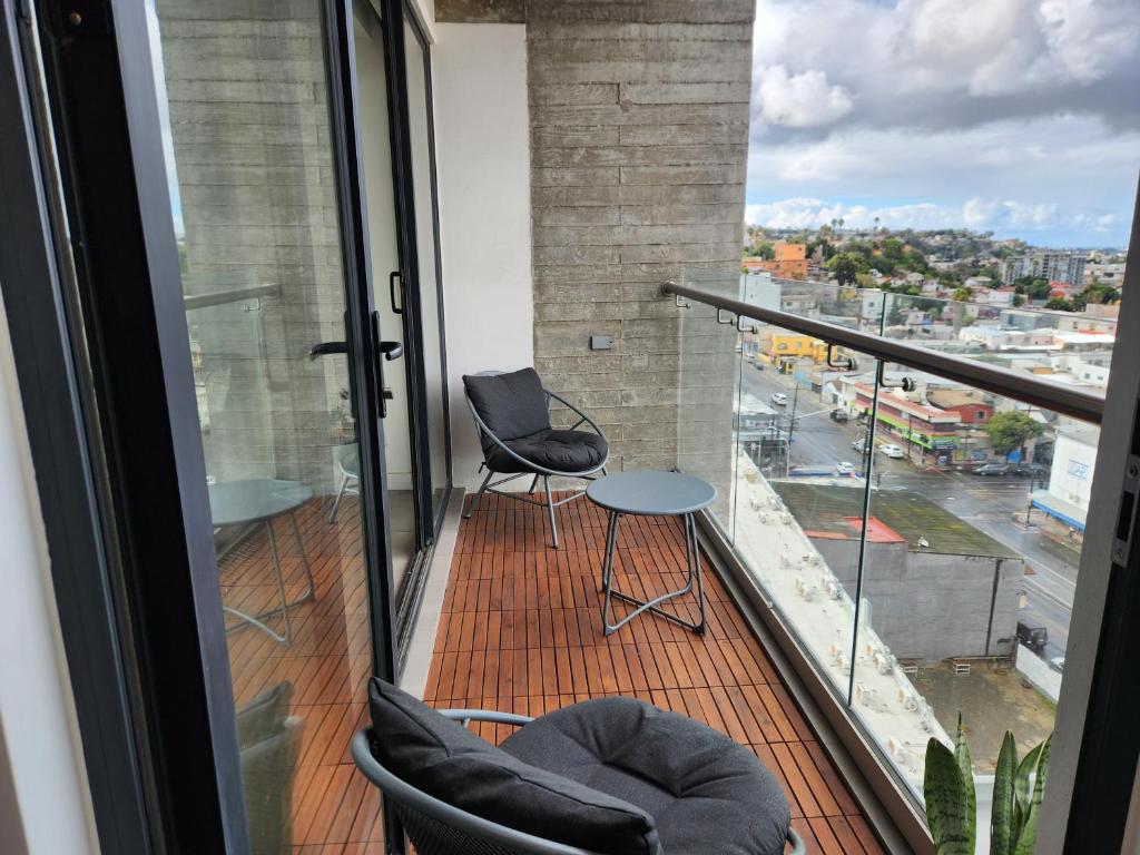 Downtown Apartment with Balcony City View, Gym & Lounge, Tijuana ...