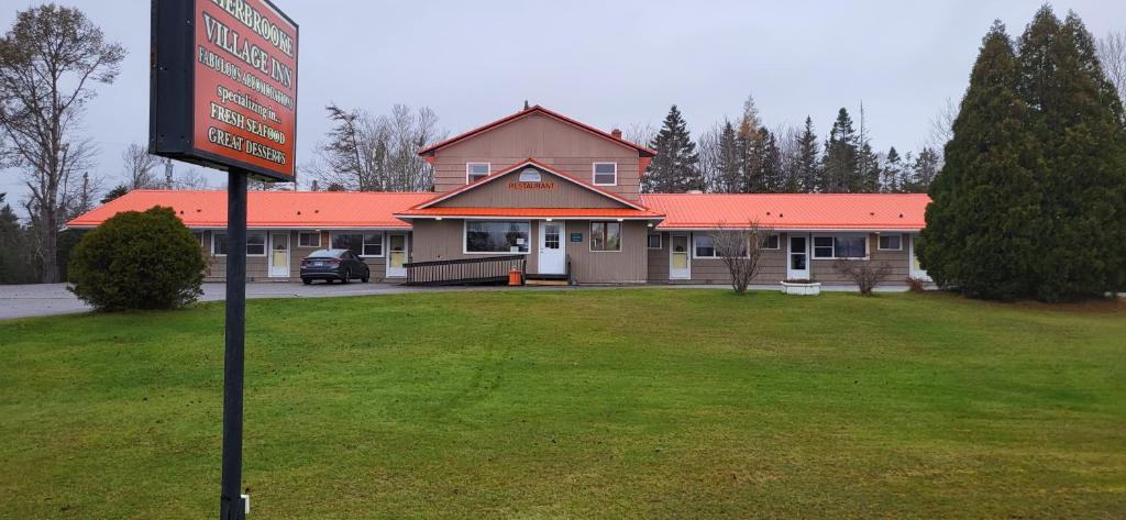 Sherbrooke Village Inn, Sherbrooke (updated prices 2026)