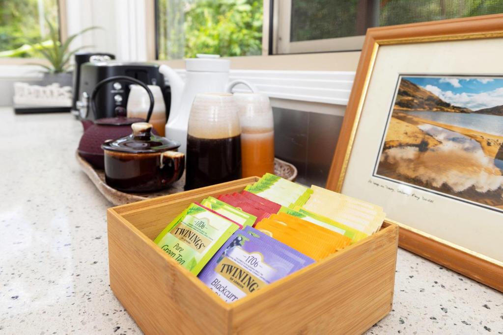 Deluxe Suite with Fireplace & Pond, Noosa Hinterland, Doonan (updated ...