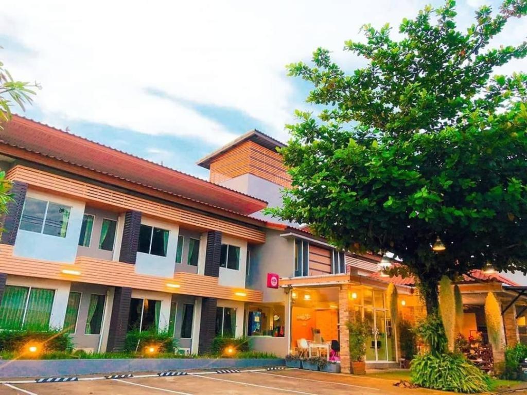 Winhouse Hotel, Nan (updated prices 2025)