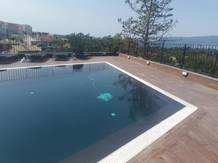 Premium apartment with private Parking, Pool with Adriatic view, Tivat ...