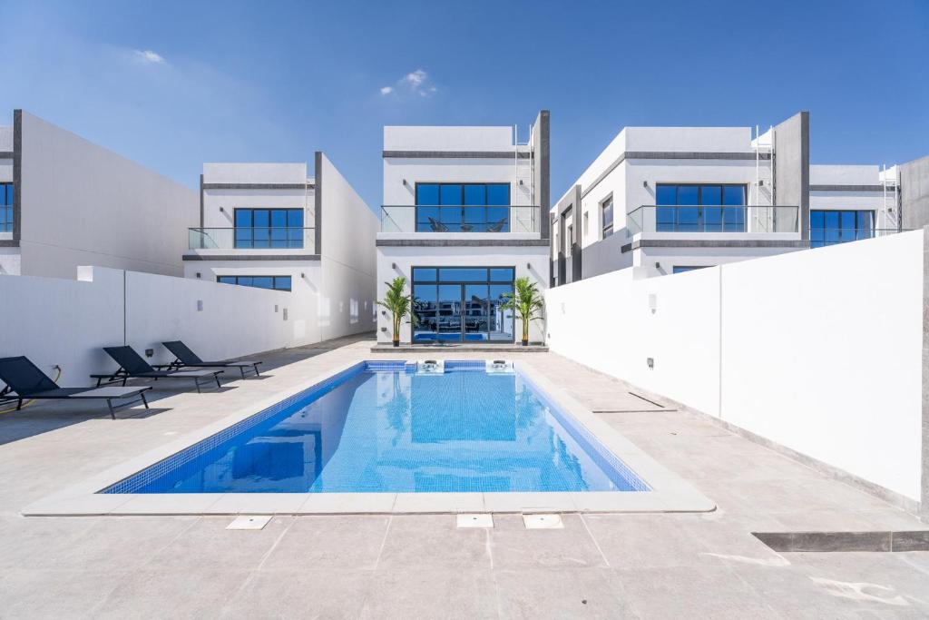 Nasma Luxury Stays - Luxurious Villa with Private Pool & Close to Beach ...