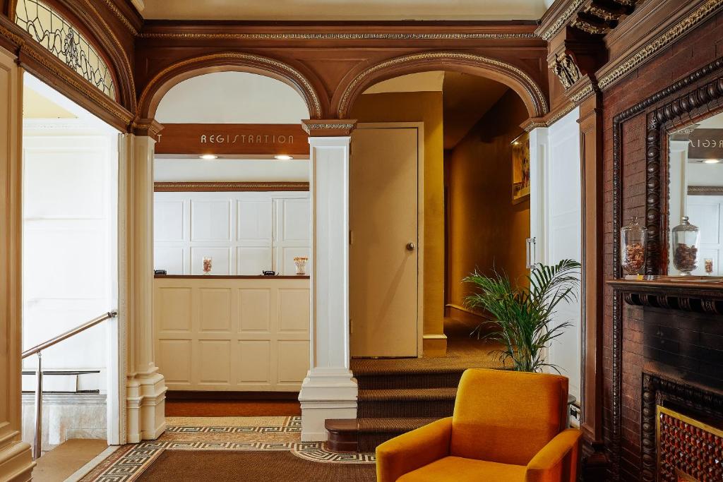 Alexander Inn, Philadelphia (updated prices 2025)