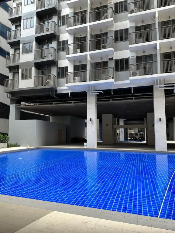 Mall of Asia MOA S Residences , IKEA Pasay , NAIA Airport , Manila Bay ...