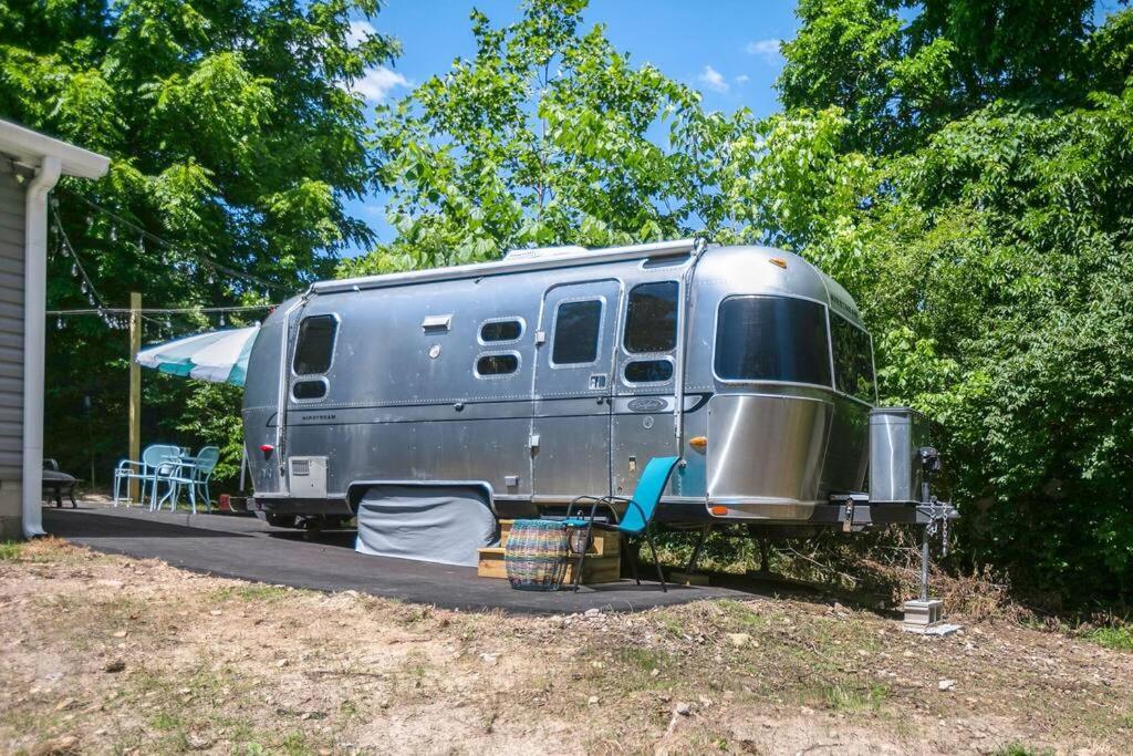 Airstream Camping Getaway in Liepers Fork, Franklin (preços atualizados ...