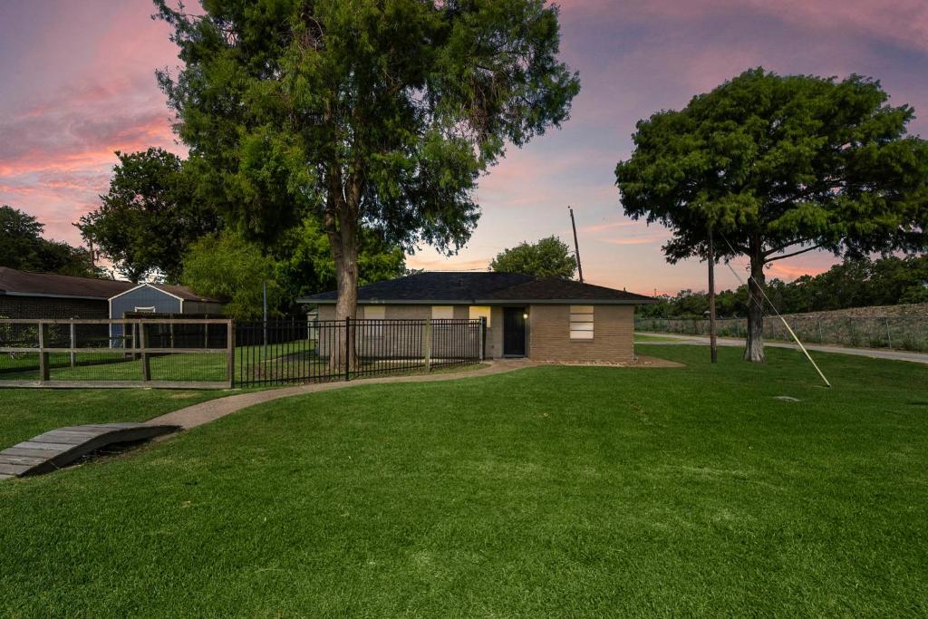 Secluded Home El Jardin Beach high speed internet Arcade Close to Kemah ...
