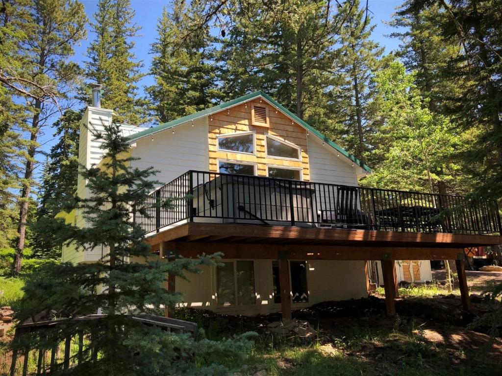 The Nordic Place, Lead (updated prices 2024)