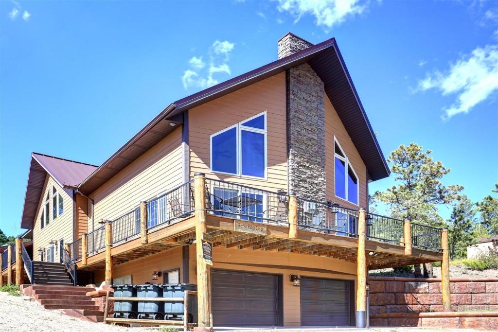 Rocky Ridge Lodge, Lead (updated prices 2026)