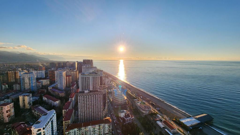 Sea view, panorama 47 floor, Batumi (updated prices 2025)