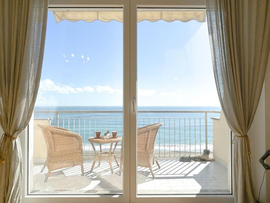 [Casa Di Lusso fronte mare] - Budello - Centro, Varazze (updated prices ...