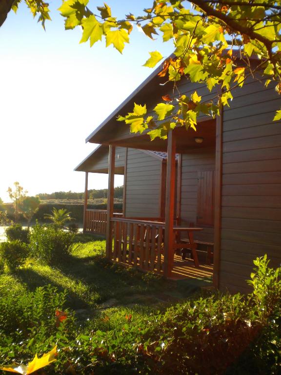 CAMPING-BUNGALOWS-CABAÑAS LA VERA, Jarandilla de la Vera (precios ...