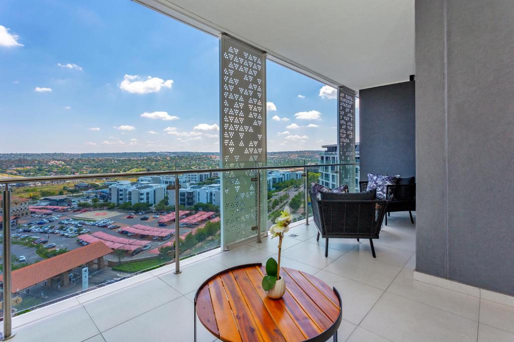 Ellipse Waterfall on Magwa cres, Midrand (updated prices 2025)