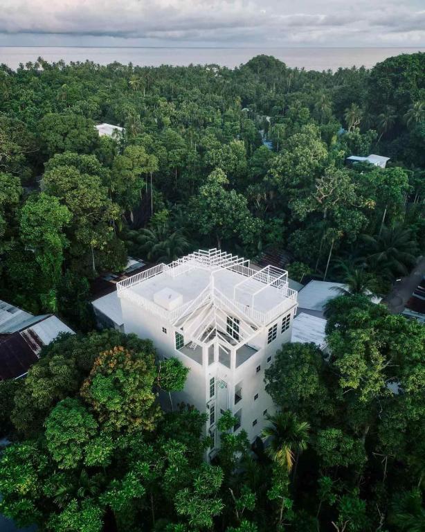 Shams Thoddoo, Thoddoo (updated prices 2025)