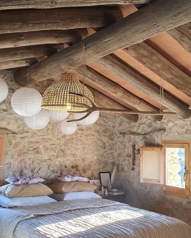 Casa Utopia, Miravet (updated prices 2025)