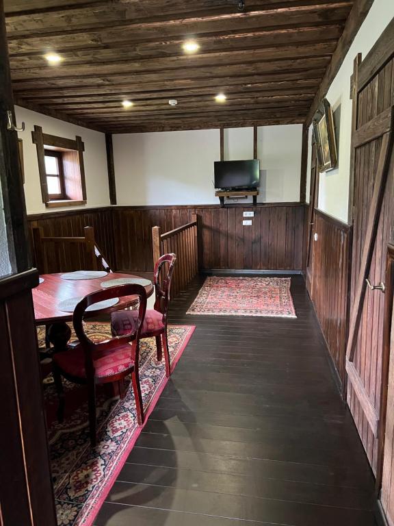 Senasis Rambynas, Lumpėnai (updated prices 2025)