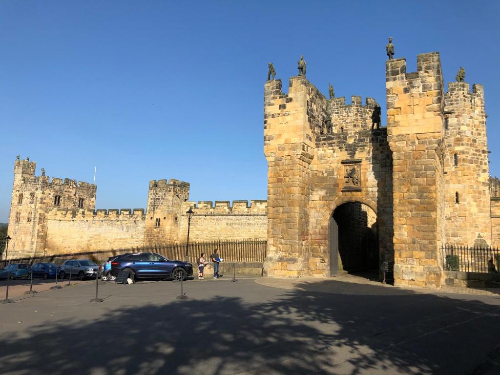 Barbican Castle