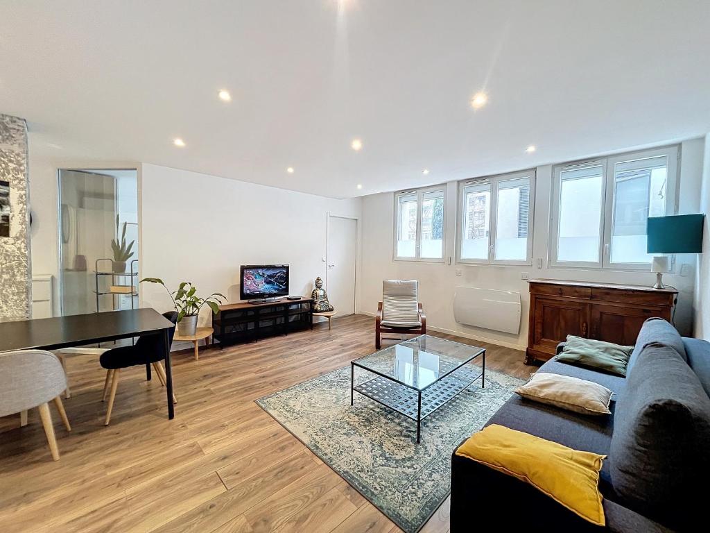 HYPERCENTRE, agréable T2 style LOFT , FIBRE, Grenoble (updated prices 2026)