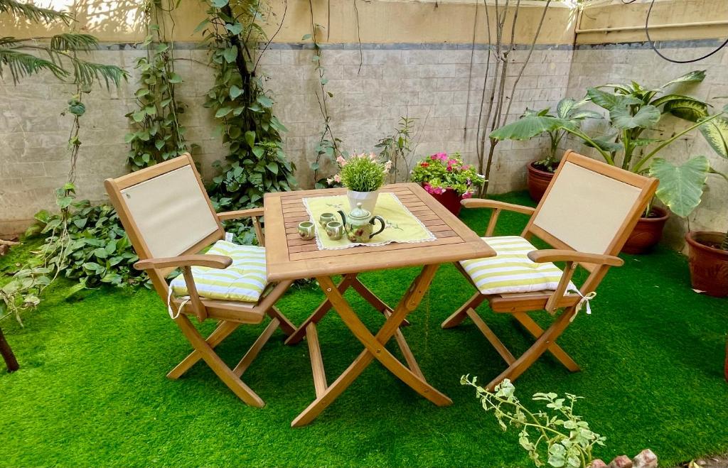 Mohalla Rooftop Retreat, Karachi – Updated 2024 Prices