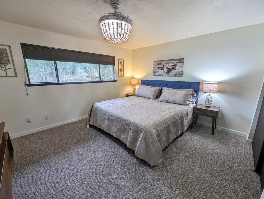 Stay by the Bay, Allyn (updated prices 2024)