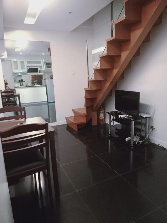 2 Bedrooms Units Forbes Area 5th Avenue BGC Center, Manila (updated ...