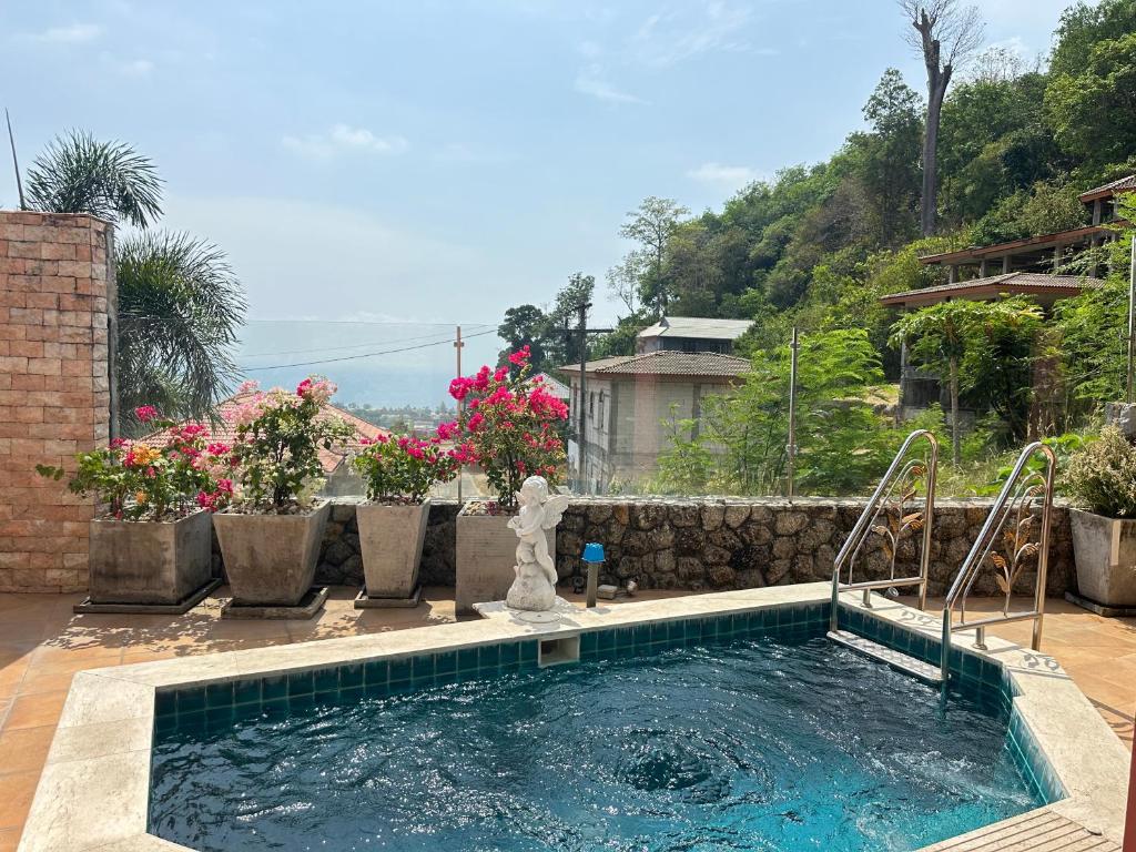 Stunning sunset villa sea view karon, Karon Beach (updated prices 2025)