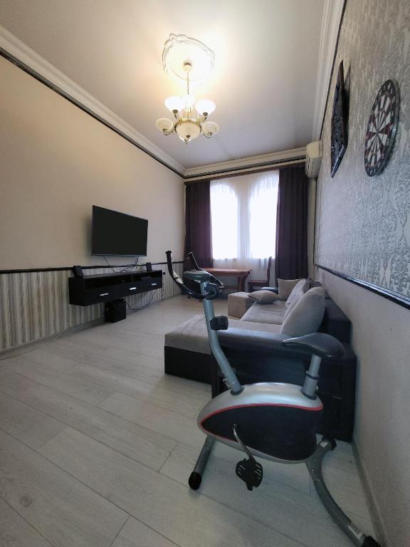 Mashtots Ave 5A, Yerevan (updated prices 2025)