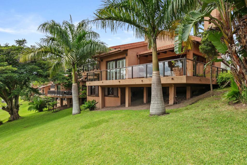 San Lameer 10429 - 5 Bedroom Superior - 10 pax - San Lameer Rental ...