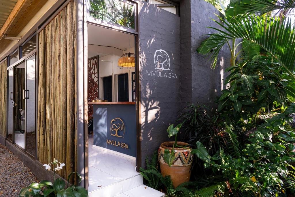 Shongwe Oasis, Victoria Falls (updated prices 2025)