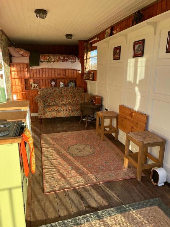 The Skewbald, Letterbreen (updated prices 2025)