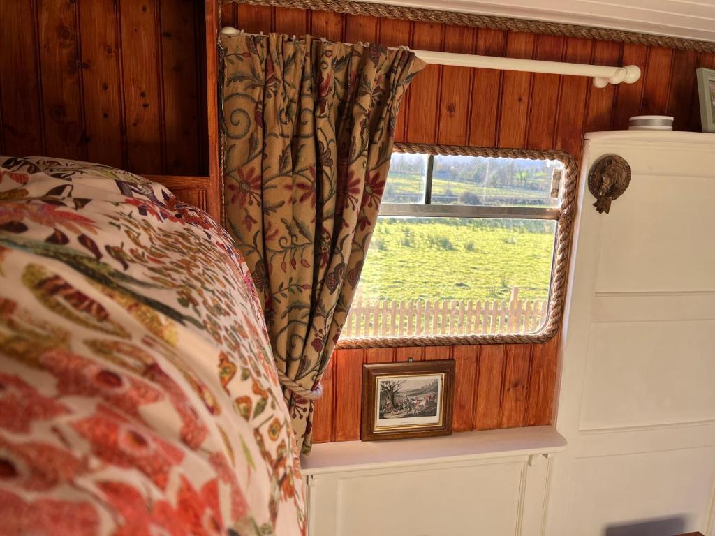 The Skewbald, Letterbreen (updated prices 2024)