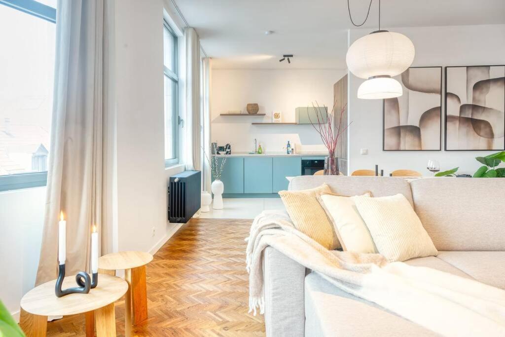 Unique 2-BR Antwerp Apt, Antwerp (updated prices 2024)