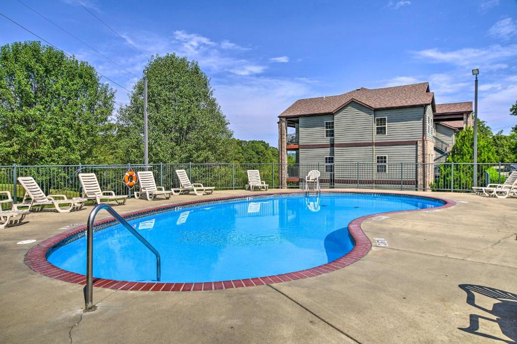 Resort Condo with Pool Access - Near Branson Strip!, Branson West ...