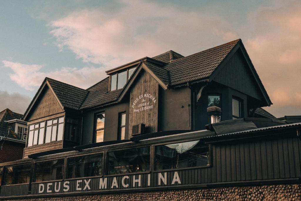 Deus Ex Machina Hotel, Bournemouth (updated prices 2025)
