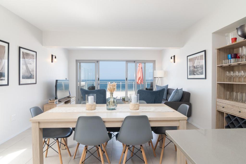 Pebble Beach 20, Ballito (updated prices 2026)