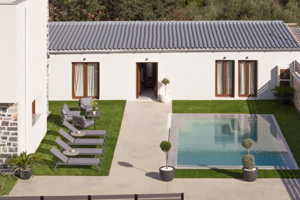 Sweet Sunshine Villa, Majestic Countryside Vistas, By ThinkVilla, Ayiá ...