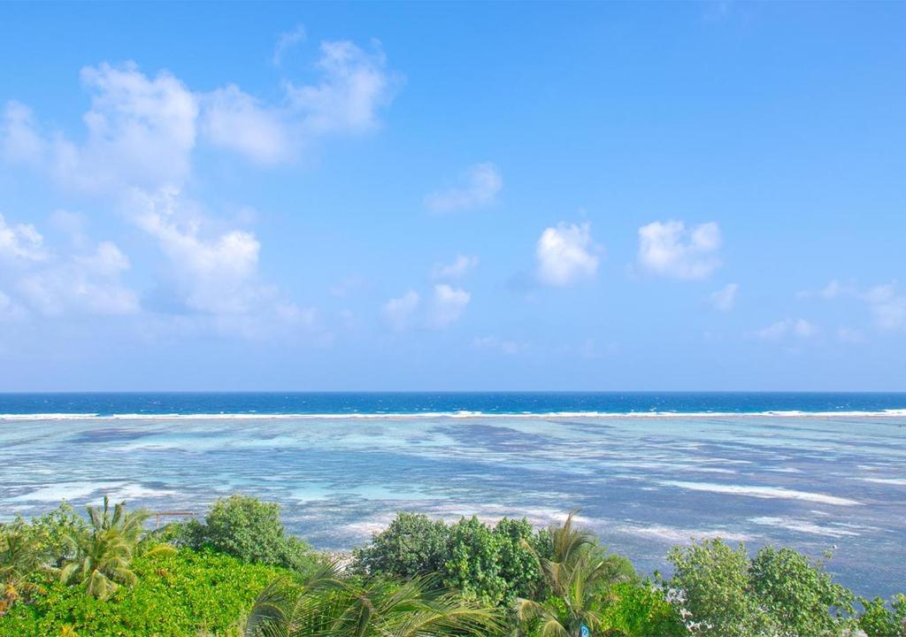 Stone Beach Club, Dhiffushi (updated prices 2025)